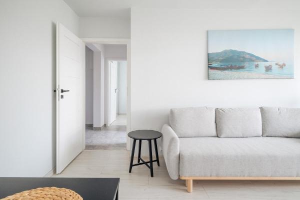 Przestronny Apartament 4-pokojowy Blisko Lotniska - Wrocław