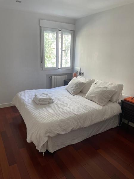 Habitación Amplia Con Baño A 5 Min Retiro - Fuenlabrada