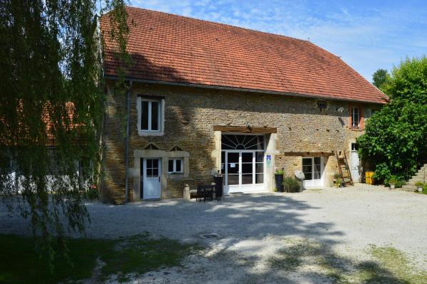 Le Moulin Au Fil De L'eau - Langres