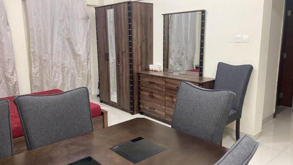 Private Room For Ladies Near Metro - Dubai