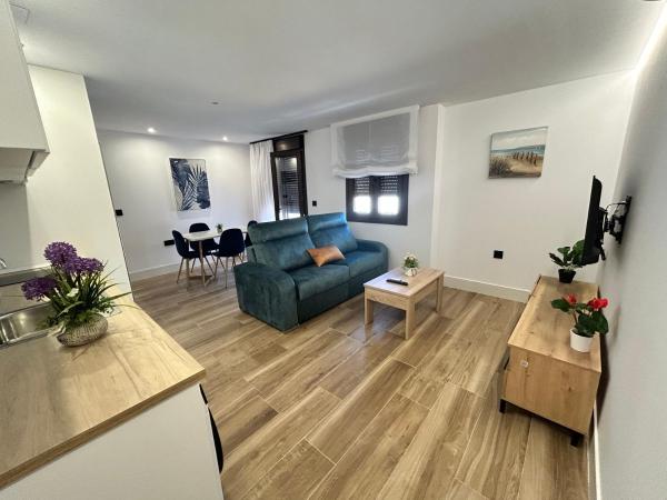 2c Apartamento Juan Robledo Centro Ciudad - Andújar