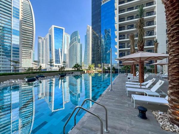 Ashri Holiday Homes Stylish Apartment Near Burj Khalifa - Dubai