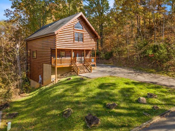 A Beary Good Life By Colonial Properties - Sevierville, TN