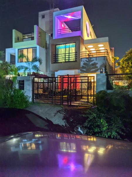 Golden Dreams - Lonavla