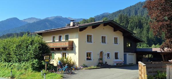 Apartmenthaus Thussn, Cozy & Quiet Location, Hiking & Mtb, - Kirchberg