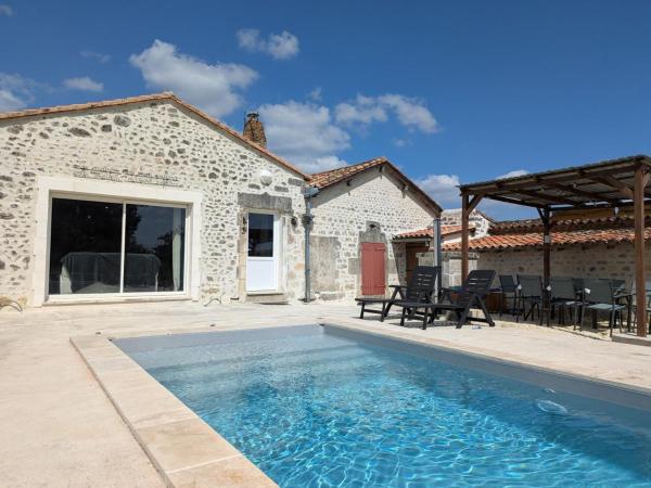 Maison Familiale Avec Piscine Privée Et Grand Jardin - Fr-1-653-266 - Jardins du logis de Forge