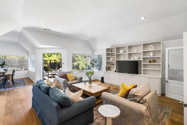 Kaleido Nook Enchanting 3br Magic On Rugby Street - Christchurch