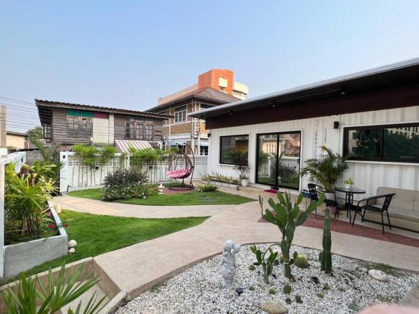 独立庭院 花园式的两卧两卫民宿 近Mrt 2 - Bangkok