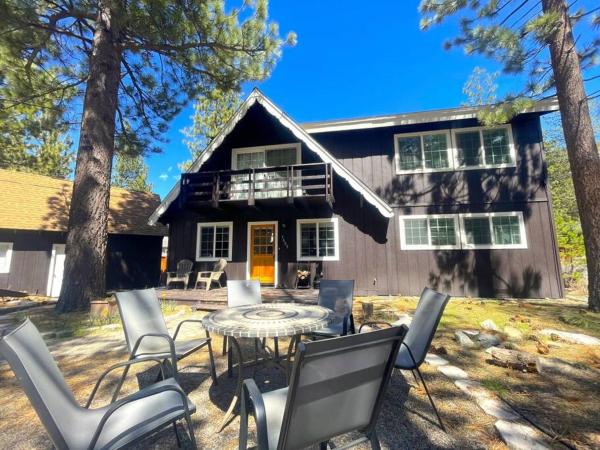 Panorama Chalet - Hot Tub - Pool Table - Snow - Grover Hot Springs State Park, Markleeville