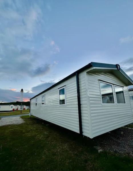 Sea La Vie Caravan At Silver Sands Holiday Park - Moray