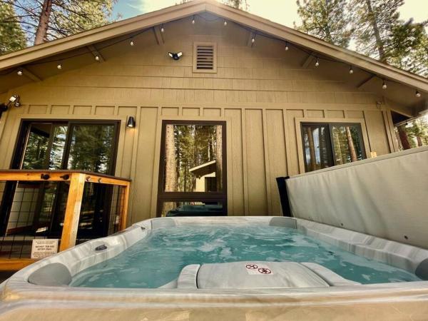 Mountain Pine Memories - Dogs - Hot Tub - E-bikes - Lake Tahoe