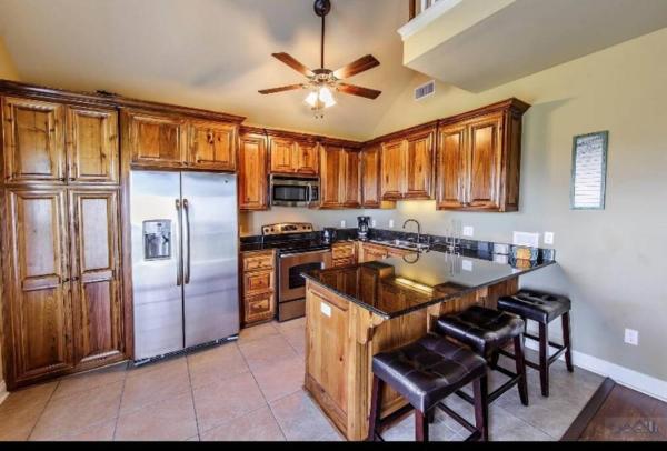 Grand Isle Detached Condo Unit F 3 Bedrooms 1 Bath Easy Beach Access Pet Ok - Grand Isle, LA