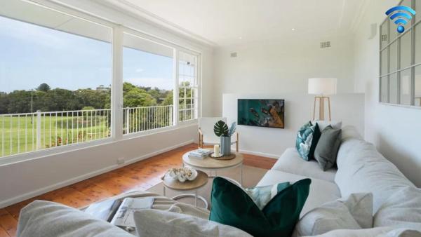 Adelong - Wollongong