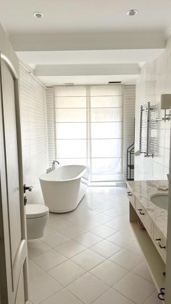 Spacious 2br By Baku Boulevard - Baku