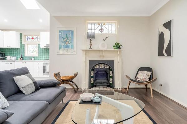 Cosy Modern Blue Mountains Cottage Katoomba - Katoomba