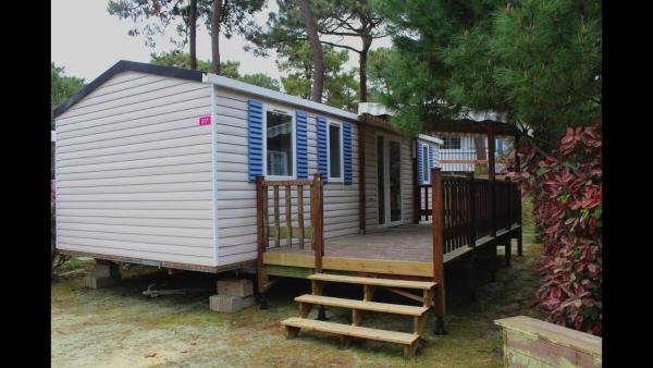 Bungalow Camping 4 à 8 Personnes - France