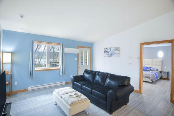 Tucked Away Walk To Beach Pet Friendly Relax - Hampton