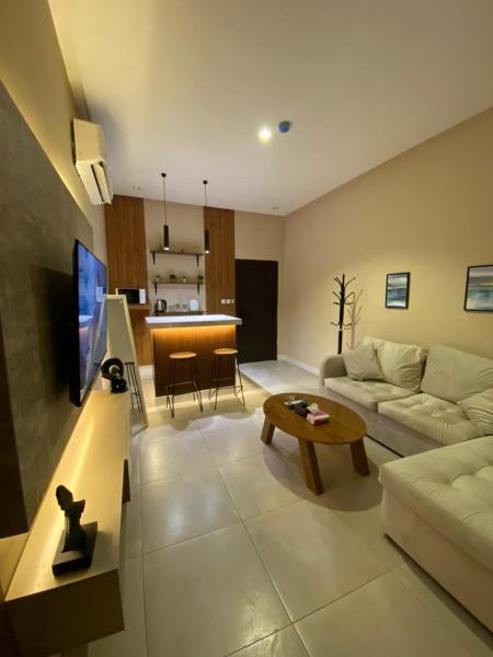 إفيرست النرجس الذاتيه - Riad