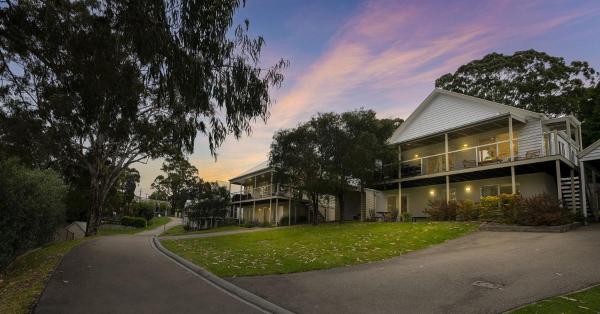 Mcmillans Of Metung Coastal Resort - Victoria