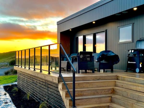 Luxury Absolute Ocean View Lodge - Taranaki