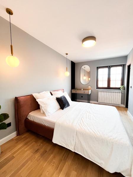 November Apartment - Newly Renovated Central Apartment Near Theatre, Old Town - Brassó