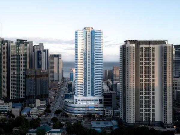 호텔 라뮤에뜨 - Busan