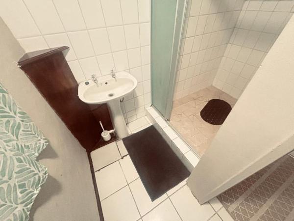 Mar-zel Guesthouse - Britstown