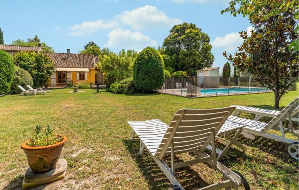 Cozy Home In Pernes Les Fontaines - Pernes-les-Fontaines