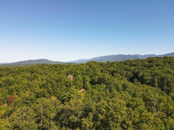 Gatlinburg Treasure Discover Your Mountain Gem - Gatlinburg, TN
