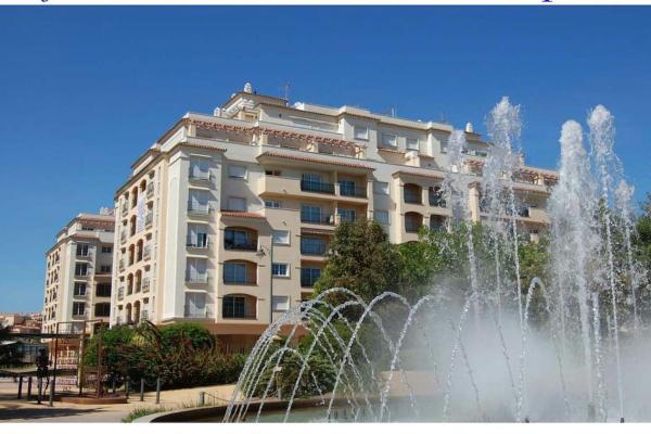 Edificio Mediterraneo Old Town - Estepona