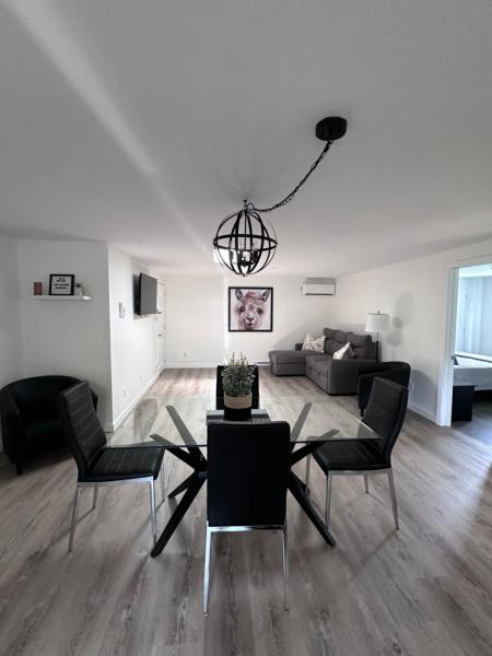 Altitude - Magnifique Logement - Granby