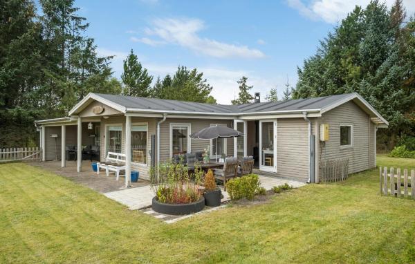 2 Bedroom Beautiful Home In Hals - Denmark