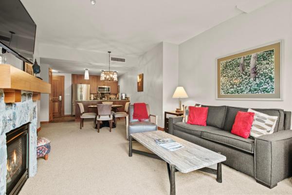 Couples Ski Sanctuary The Idyllic Alpine Getaway - Snowmass Village, CO