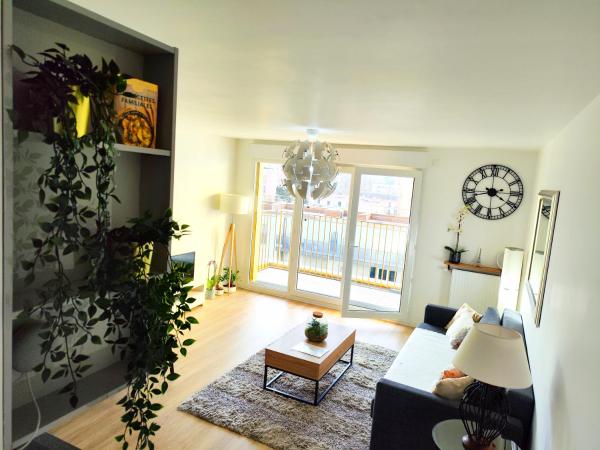 Bright Spacious Apartment Near Paris Metro 4 - Île-de-France