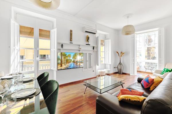 110m Kkara 3br 2ba Central Plaza Nueva View Apt - Alicante