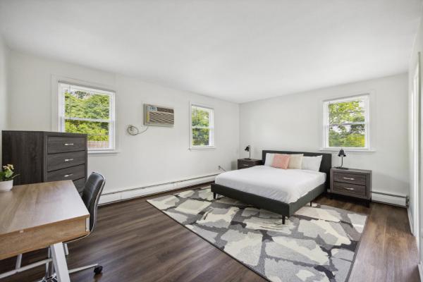 Pine Brook 1122 I Pool Gym I Free Parking ! - Newark, DE