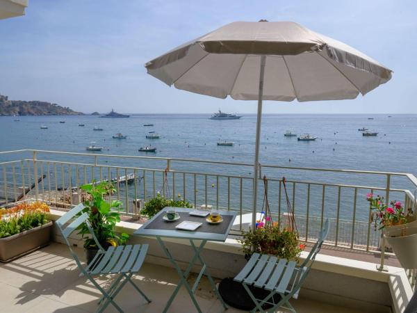 Beautiful Apartment On The Sea In Giardini Naxos - Taormina