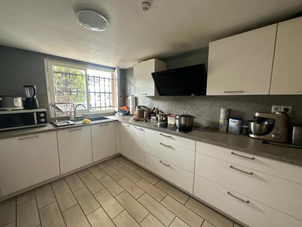 Chambre Privée Dans Une Grande Maison - Levallois-Perret