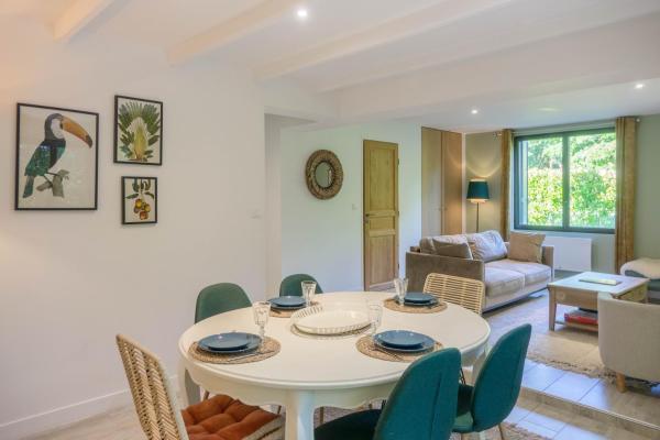 Charmante Maison - 2 Chambres Au Bord Du Loiret - 10 Mn D'orléans - Orléans