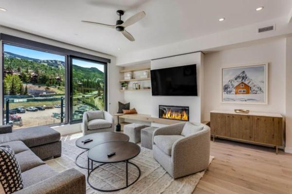 Electric Pass Lodge 403 By Snowmass Mountain Lodging - Snowmass Village, CO