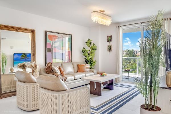 Lux 3br City-view Retreat In Hollywood, 5th Floor - Dania Beach, FL