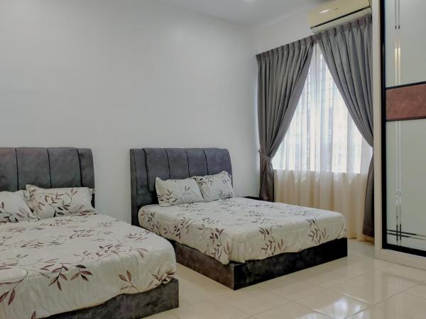 New Stylish 18pax 4br House Semabok 5mins To Town - マラッカ