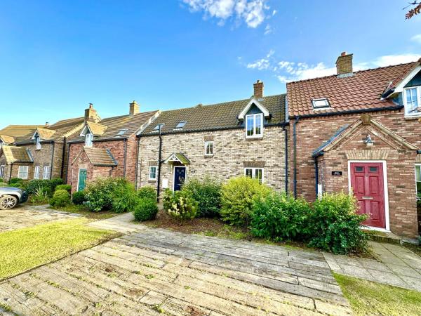 Anchor Cottage - Part Of The The Bay Filey Holiday Village With Pool, Gym And Direct Beach Access, Pub, Restaurant, Tennis And Meadows Walks - Filey