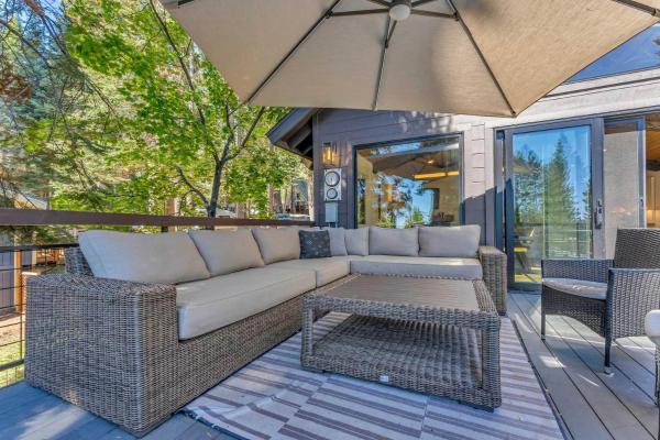 Modern Mountain Luxury Retreat, Hot Tub & Grill - Carnelian Bay, CA