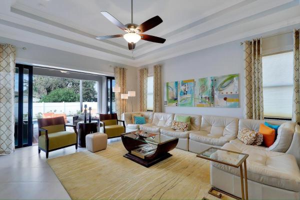 Luxury Abounds At Vanderbilt Beach Pool & Spa - Bonita Springs, FL