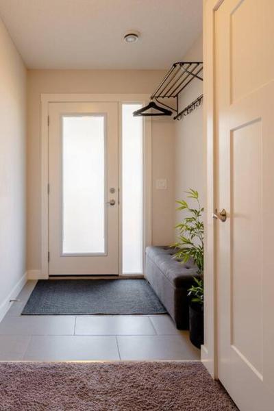 Exquisite One Bedroom Apartment In Nw - Calgary