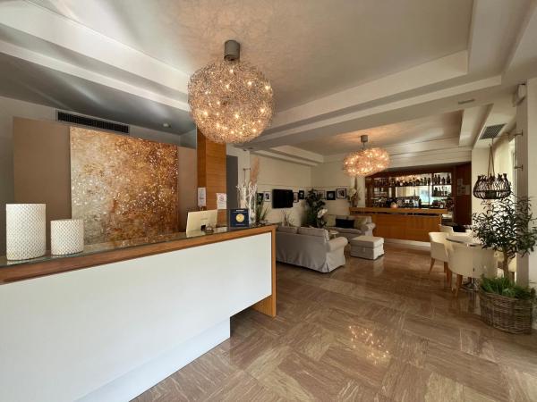 Hotel Mon Pays - Riccione