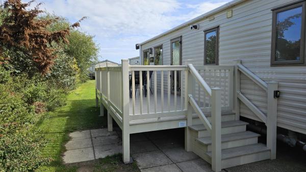 Pk Holiday Home - With Decking - Gorleston-on-Sea