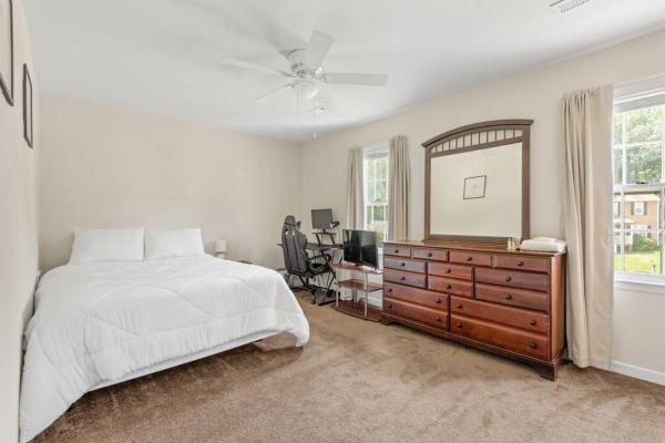 Prime Location 2 Br Oasis With Washer And Dryer - Chester, VA