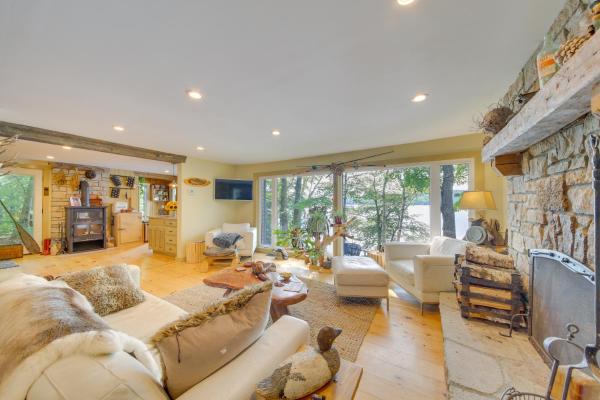 Beautiful Embden Pond Cabin With Dock And Kayaks! - Maine